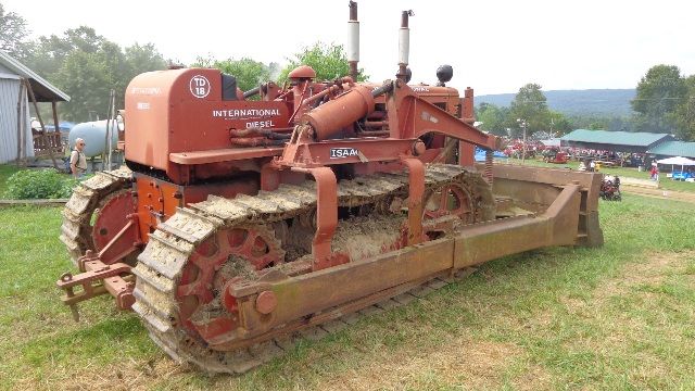 TD18 at Steam Show - IH Construction Equipment - Red Power Magazine ...